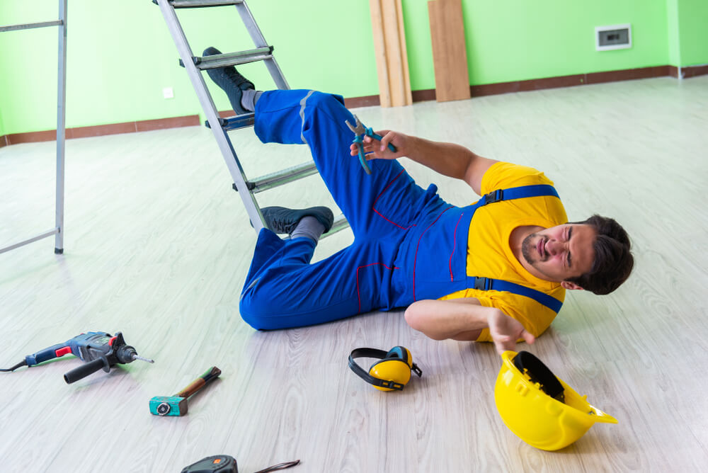 Shoulder Injury From a Fall | Continuum Wellness